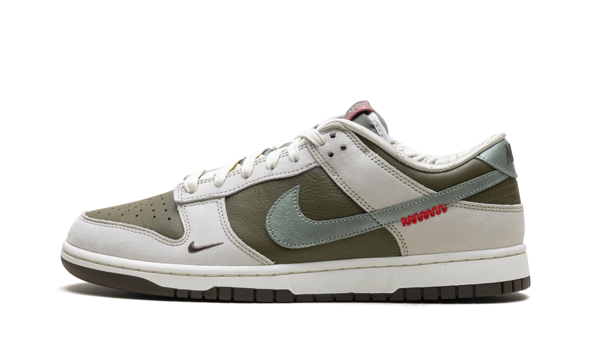 Authentic Sneakers | Yeezy to Air Jordan's & Dunks